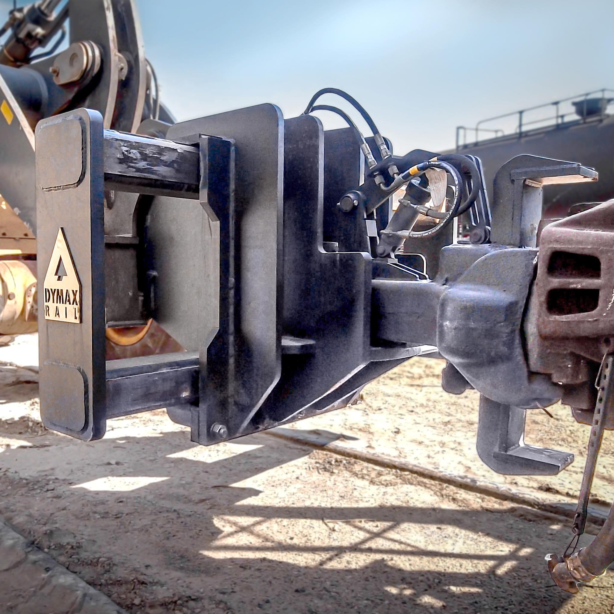 Railcar Couplers for Wheel Loaders and Tractors | DymaxRail