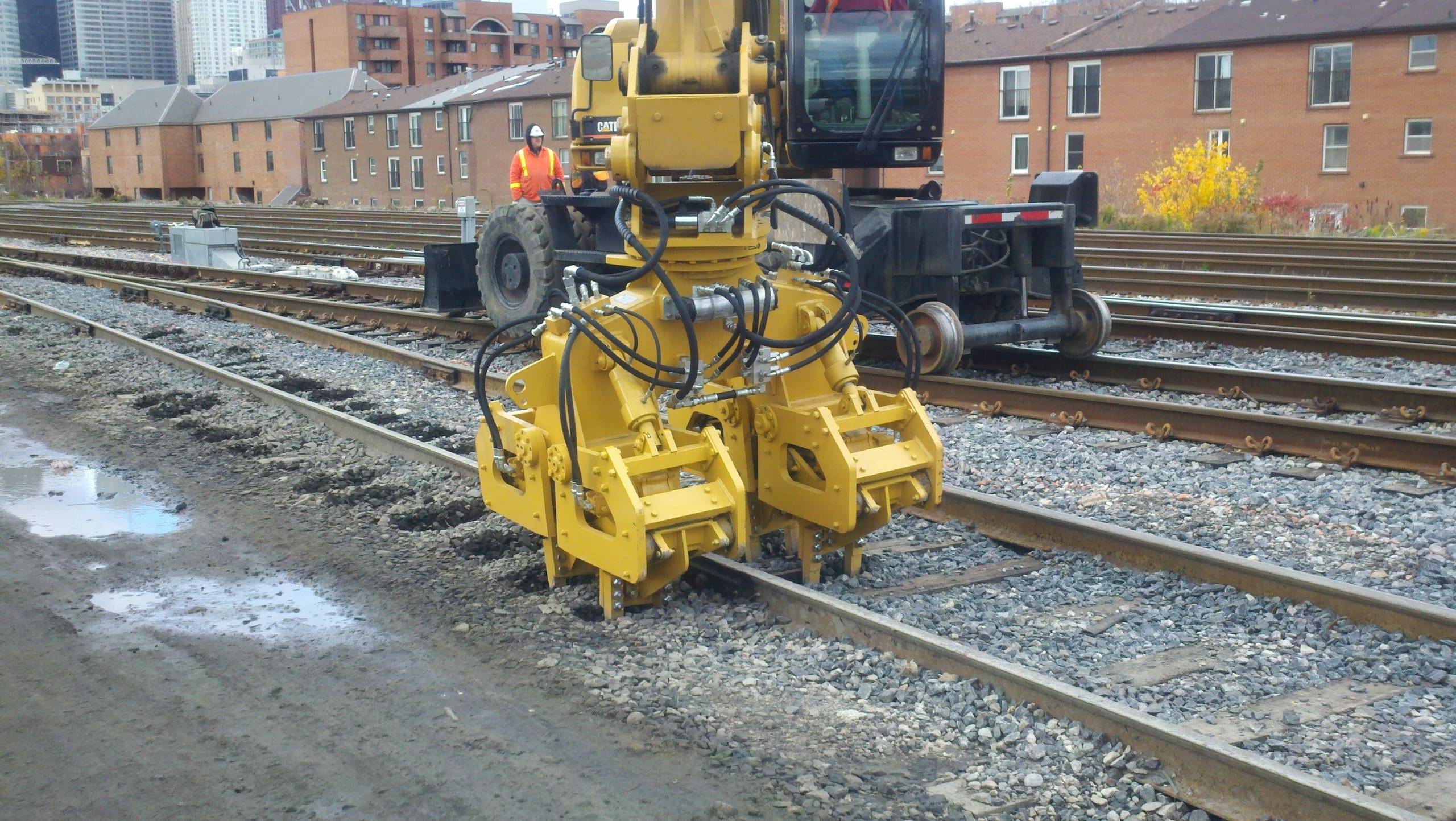 Series 67 Ballast Tamper | Jackson 6700 | 2-4 Motor | DymaxRail